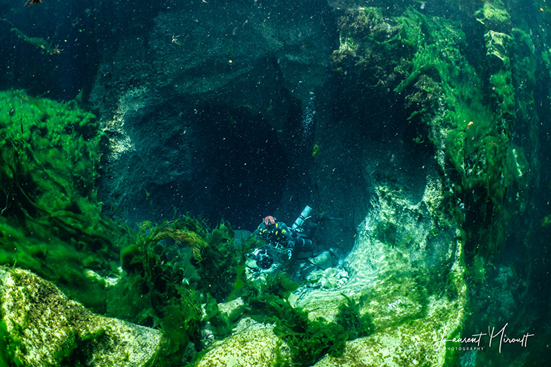 World Record Cave Dive to 1010ft by Frédéric Swierczynski